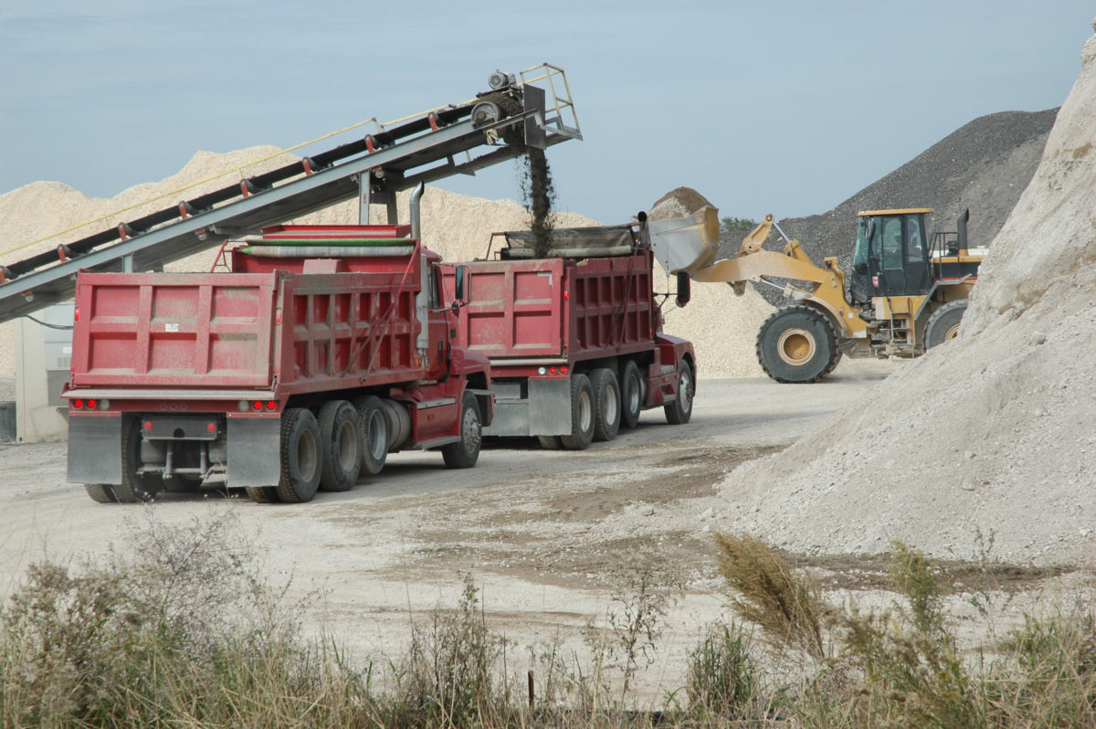 Dirt Management – WE MOVE DIRT